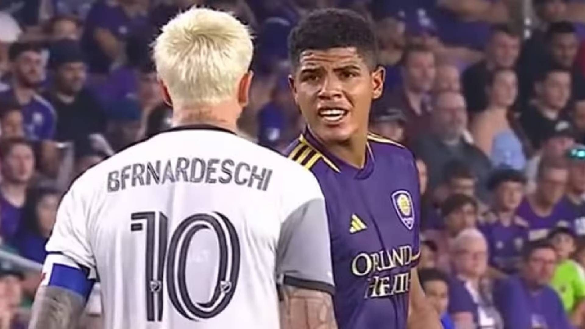 Bernardeschi perde la testa...in tutti i sensi: cartellino rosso (VIDEO)
