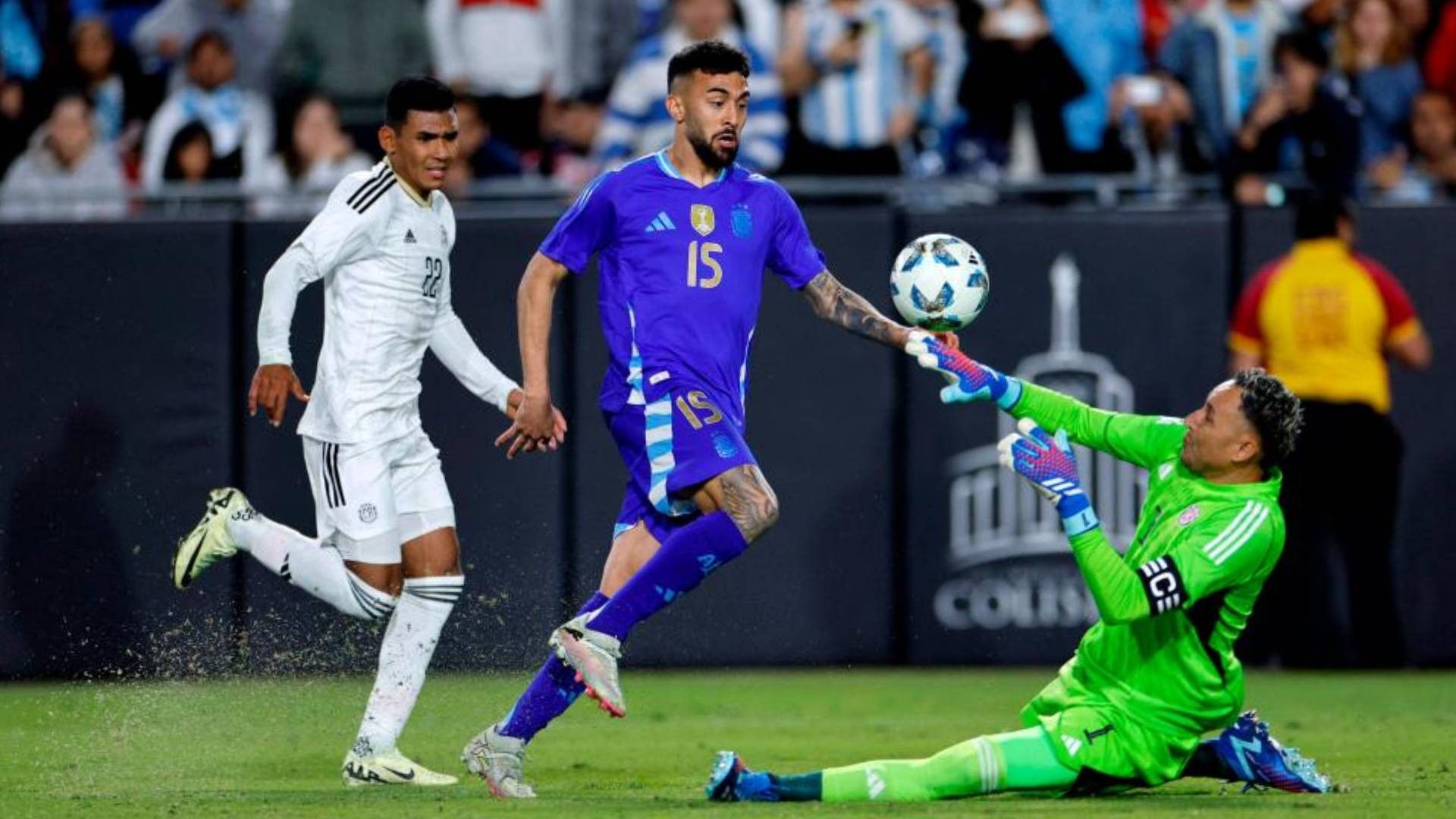 Nico, ma che fai? Erroraccio con l'Argentina e il Viola diventa un meme ...